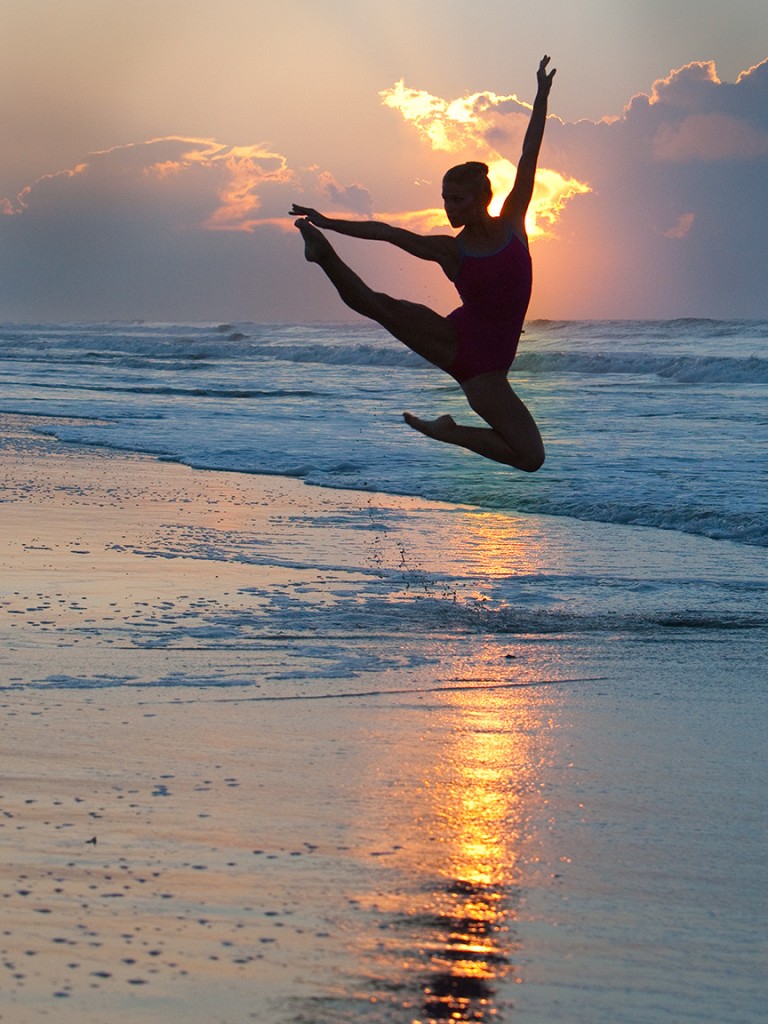 Sea dancers in the magic light of sunrise, photography by Richard ...