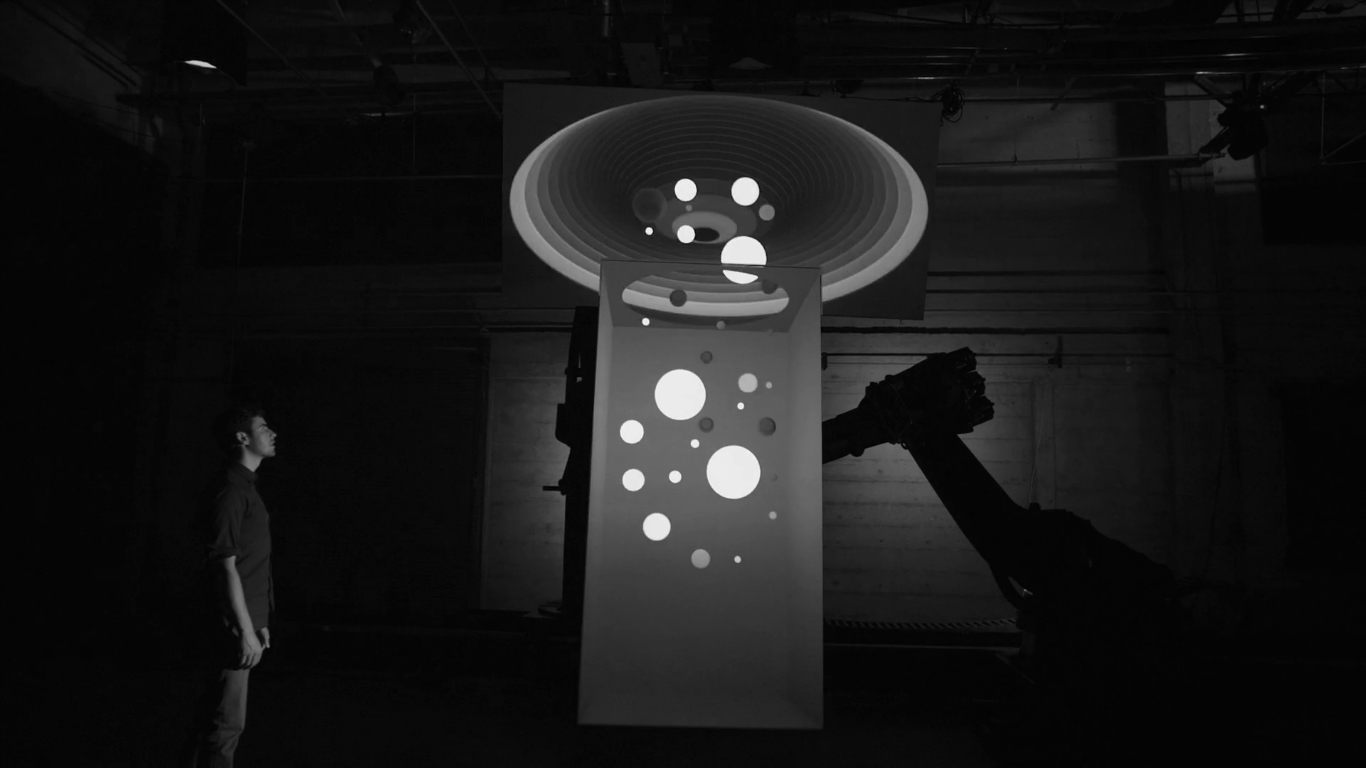 Mindblowing projection-mapping onto moving surfaces: Box from Bot ...