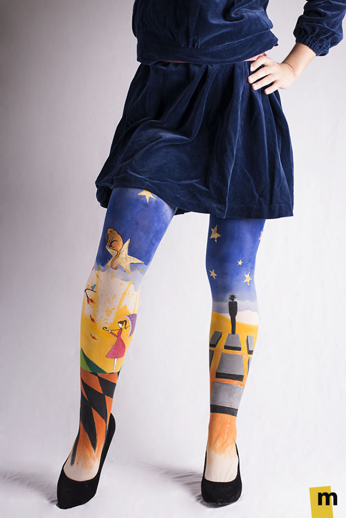 Hand-painted tights that let you walk in a piece of art - Ego - AlterEgo