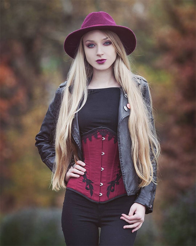 Mesmerizing photography by Polish cosplay model Absentia - Ego - AlterEgo