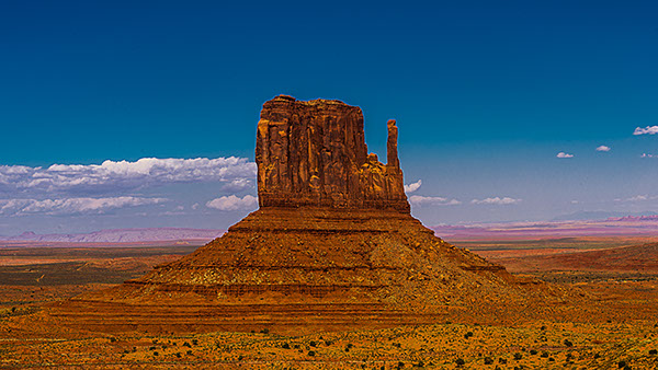 Monument Valley, photography by Nikolas Mühlethaler - Ego - AlterEgo