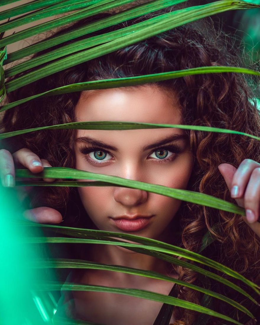 Awesome moody lifestyle portrait photography by Mark Singerman - Ego ...