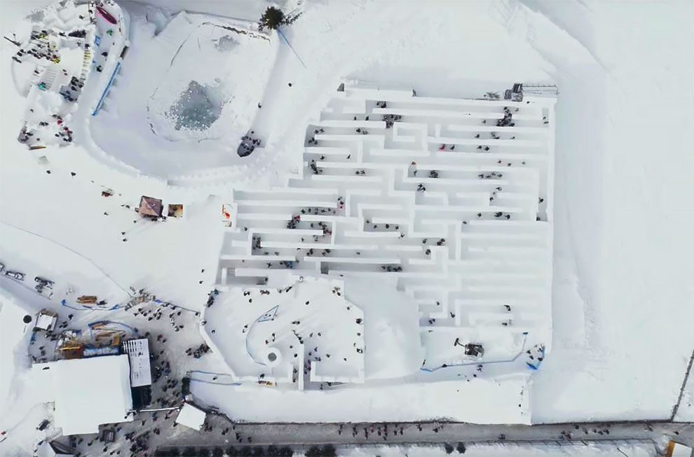 Snowlandia – World’s largest snow labyrinth opens in Poland - Ego ...